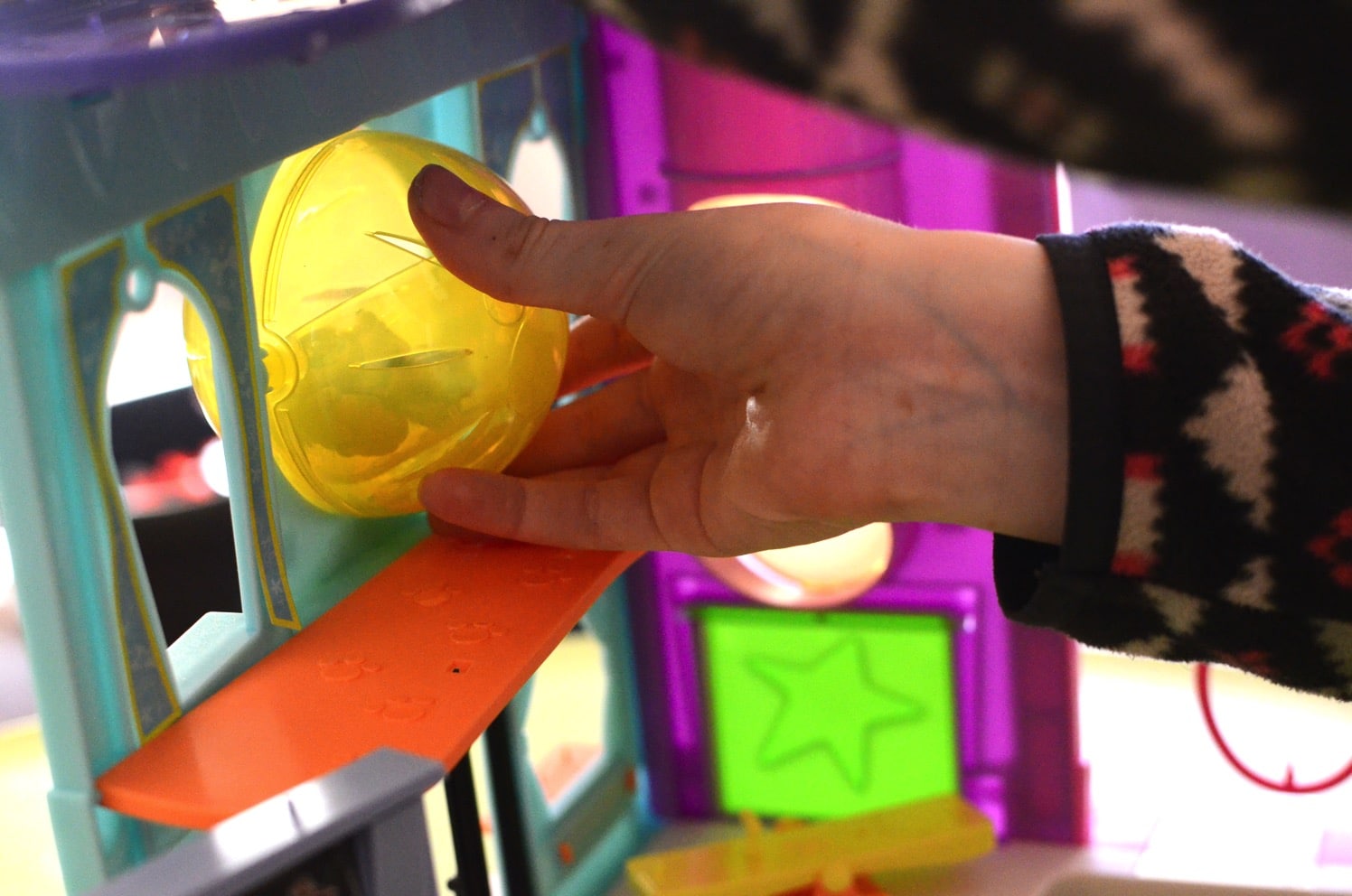 6 Ways to Encourage Creativity through Imaginative Play with Littlest ...