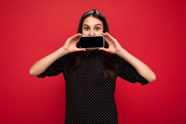 Which First Kid's Phone: Pinwheel Phone vs. Gabb Phone vs. Bark Phone ...