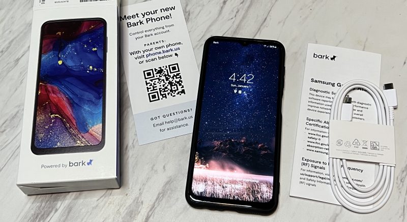 Which First Kid's Phone: Pinwheel Phone vs. Gabb Phone vs. Bark Phone ...